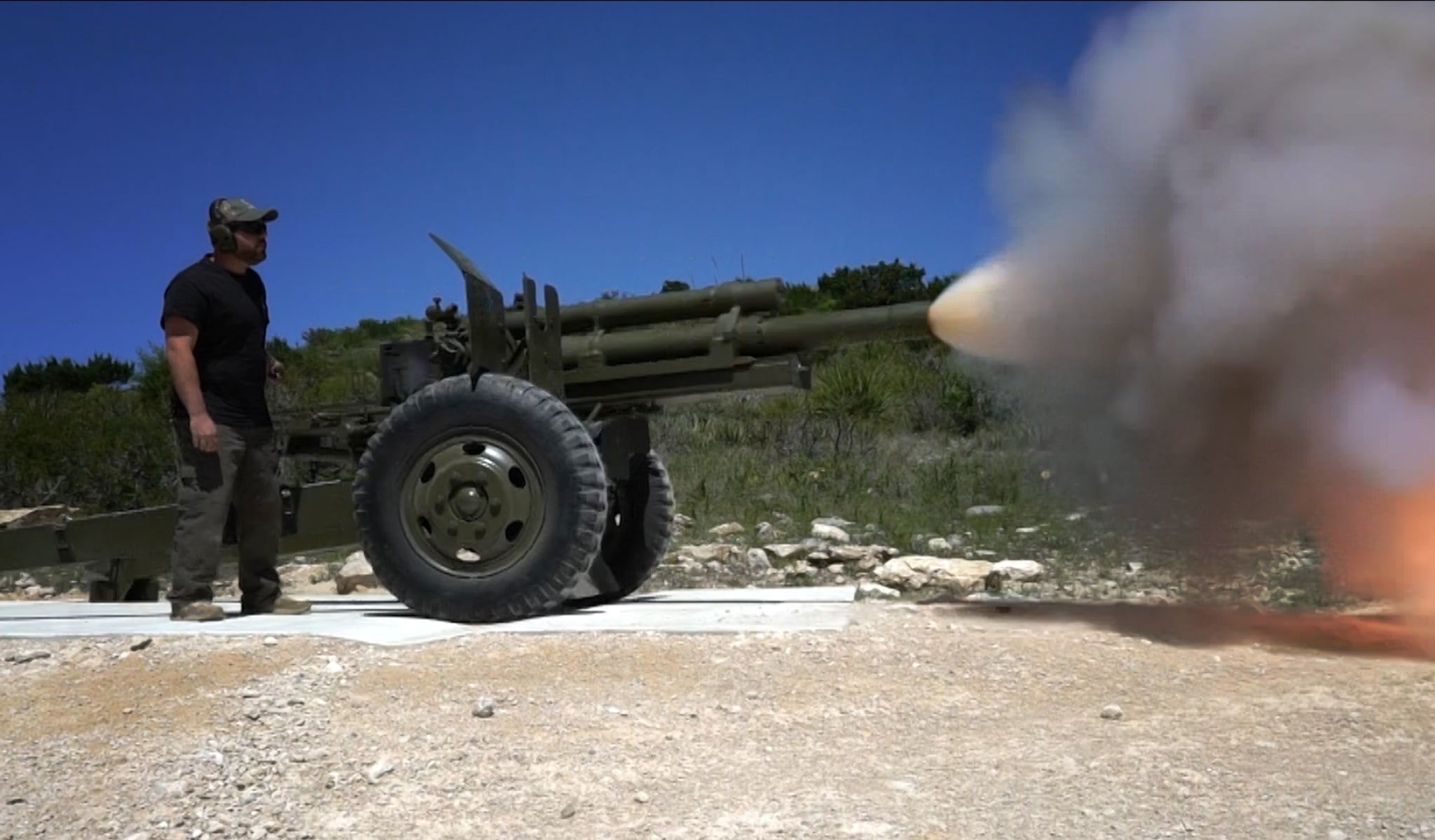 Big Guns - DriveTanks.com